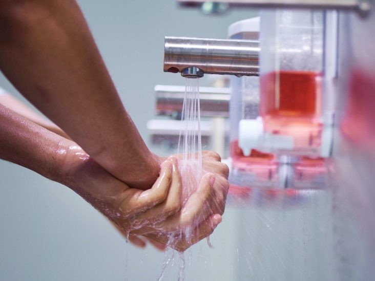 What Does an Oral Staph Infection Look Like, and How Do I Treat It ...